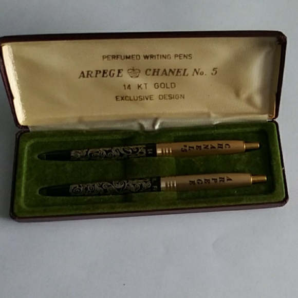 Arpege Chanel No. 5 | Accessories | Vintage Arpege Chanel No5 4kt Gold ...
